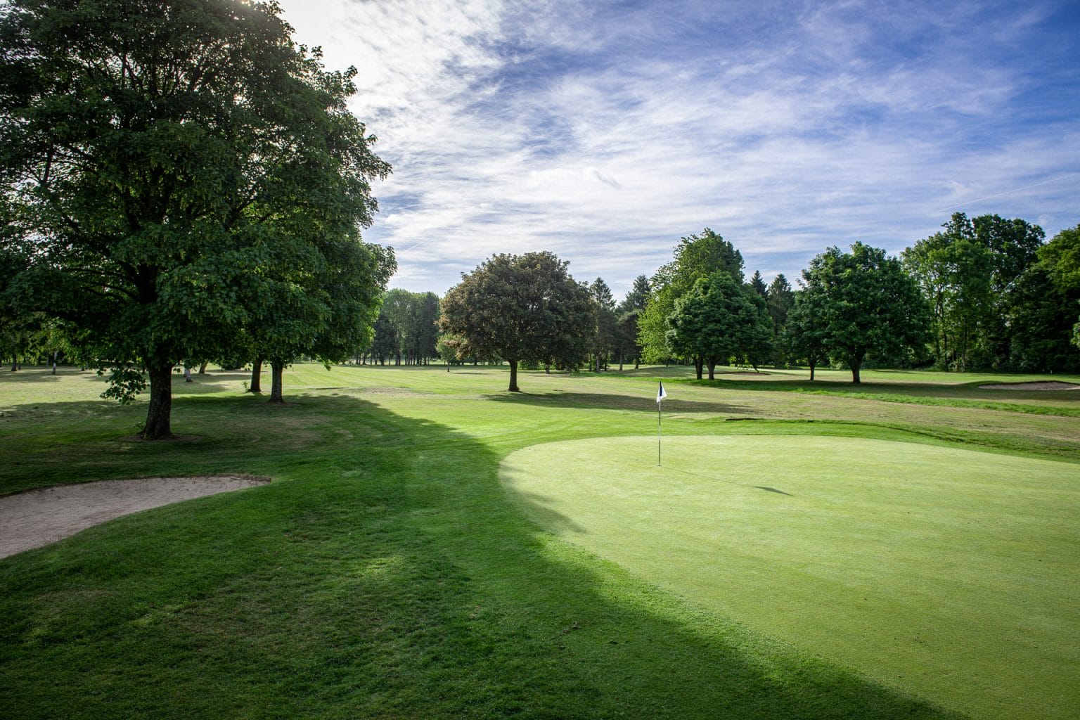 Redbourn Golf Club | Golf Course near St. Albans, Harpenden, Hertfordshire